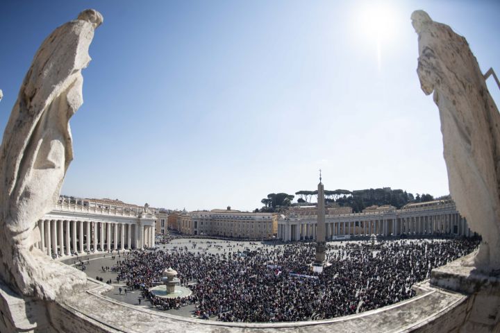 Lent is a time to wake up, pray more, care for others, pope says ...