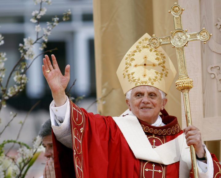 Pope Emeritus Benedict XVI dies at age 95 – Texas Catholic