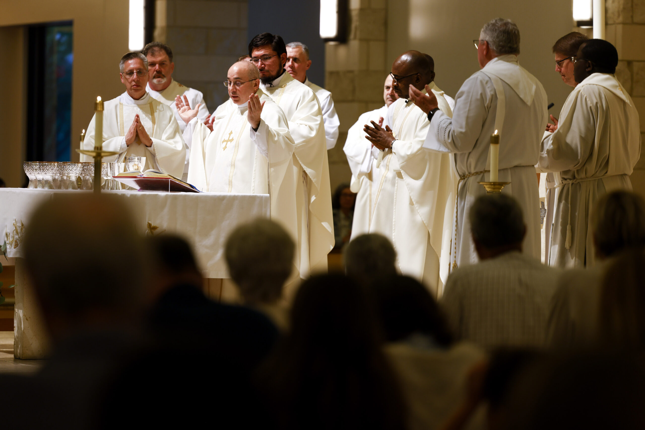St. Jude community gathers in prayer for peace and healing – Texas Catholic