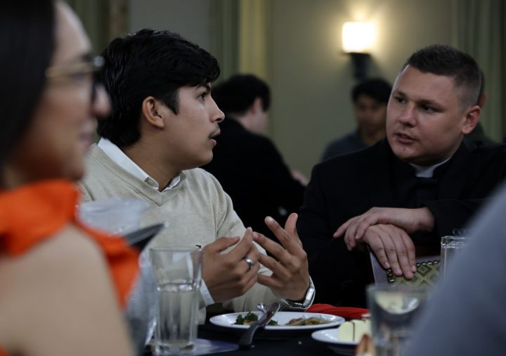 St. Andrew’s Dinner offers opportunities for dialogue on discernment ...