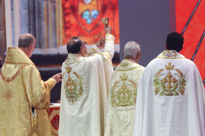 Bishop Kelly: Look for Him where He told us He would be – Texas Catholic