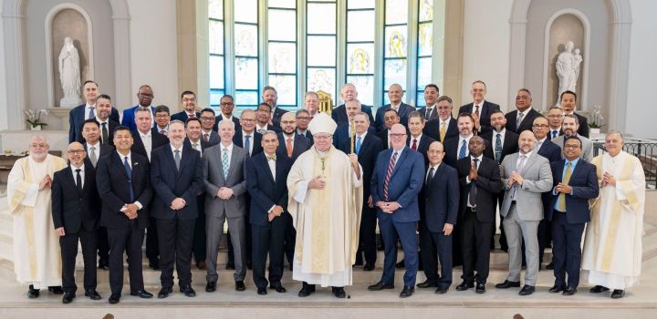 Candidates answer call to candidacy for holy orders – Texas Catholic