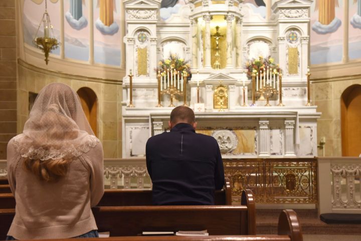 Across the US, Catholics seek out prayer before — and after — voting at ...