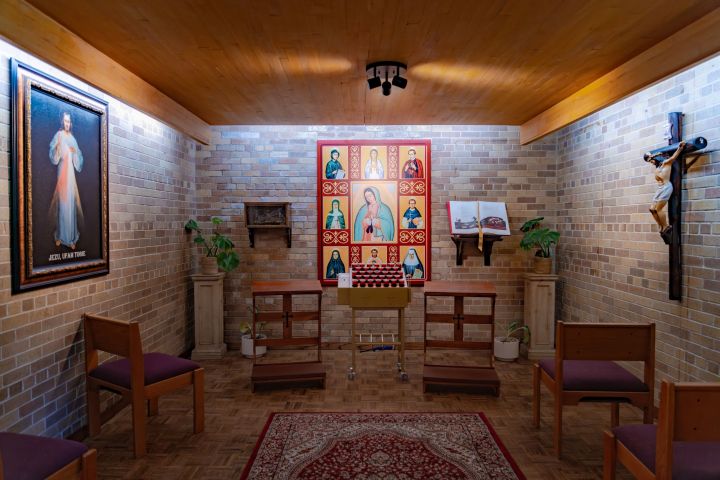Renovation project transforms old parish rectory into chapel – Texas ...